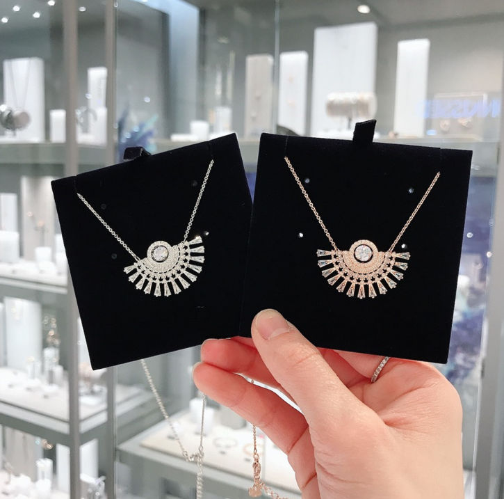 Kdrama_Fashion On X: Jeon Yeo-Bin Wore SWAROVSKI Sparkling, 40% OFF