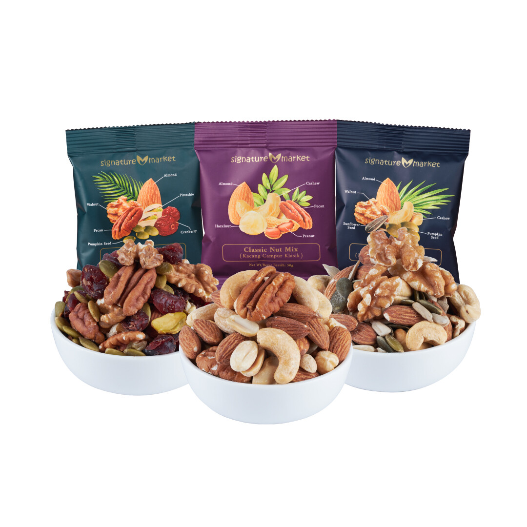 signature-market-3x-best-seller-mini-packs-classic-nut-mix-50g-omega